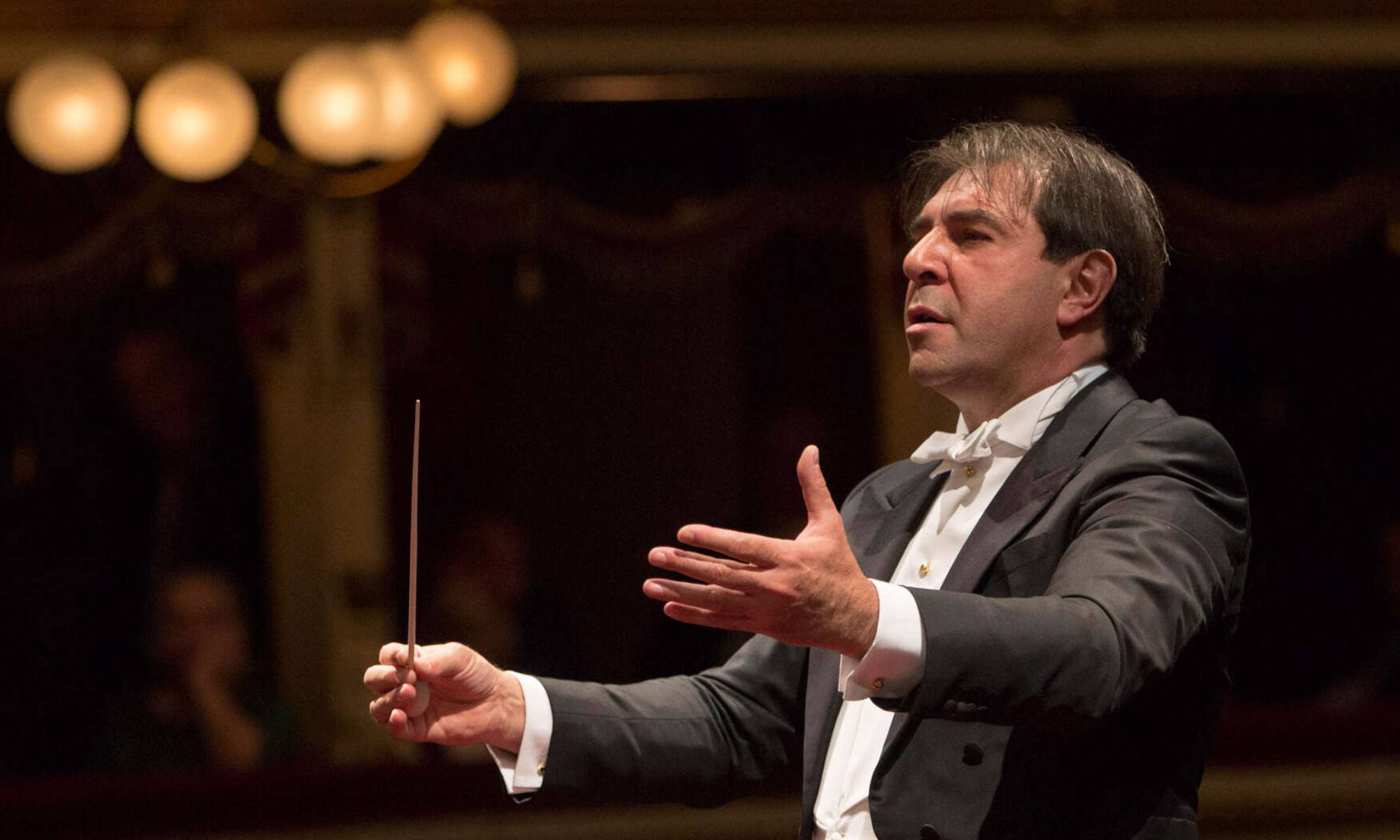 Quick updates: Gatti to lead Maggio, Barenboim honored with peace prize ...
