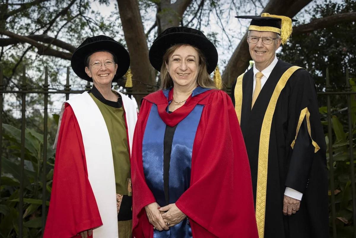 Simone Young honoured and renewed in Australia - Moto Perpetuo